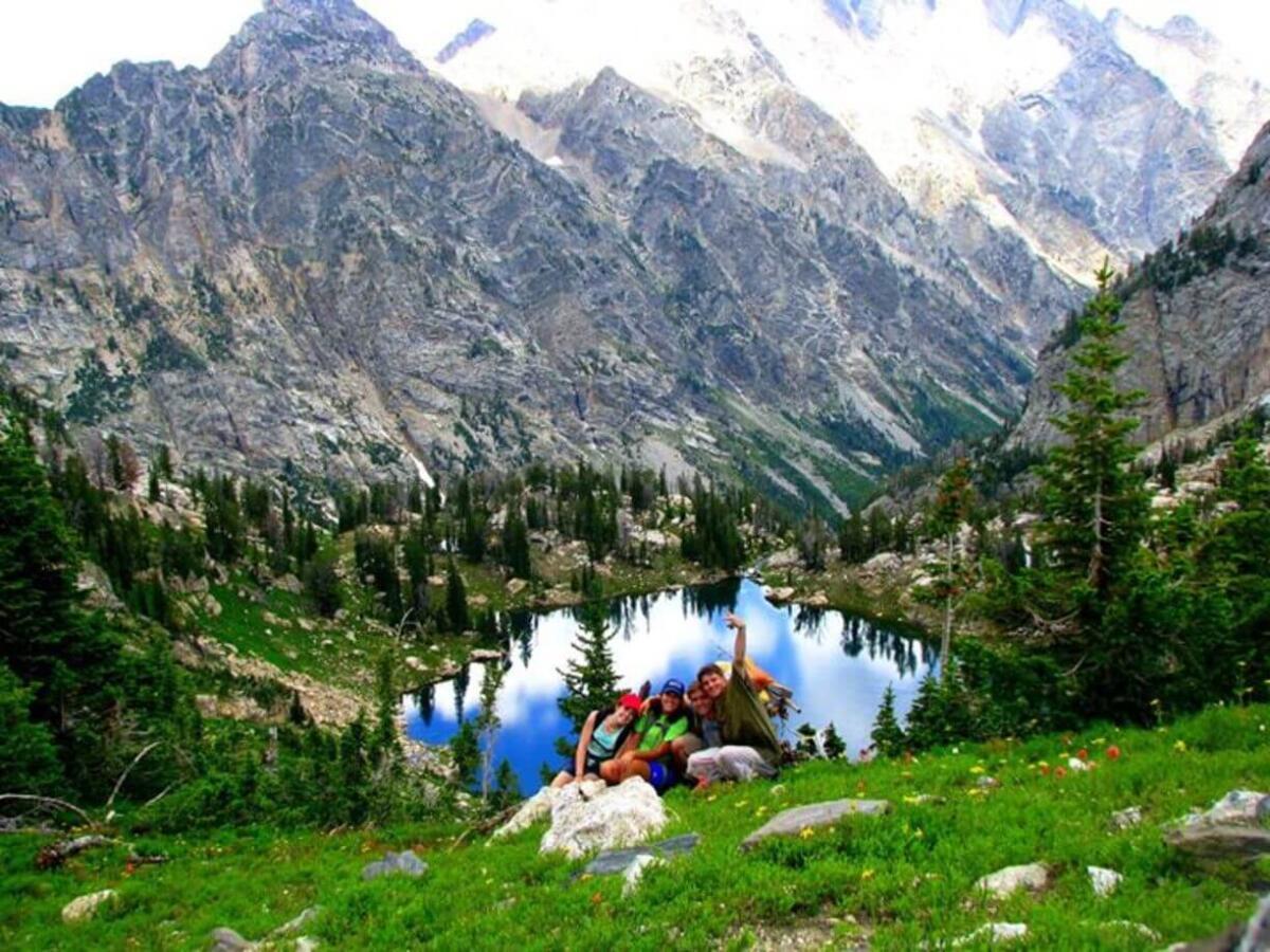 American Summertime Adventure Travel Destination ~ AOWANDERS